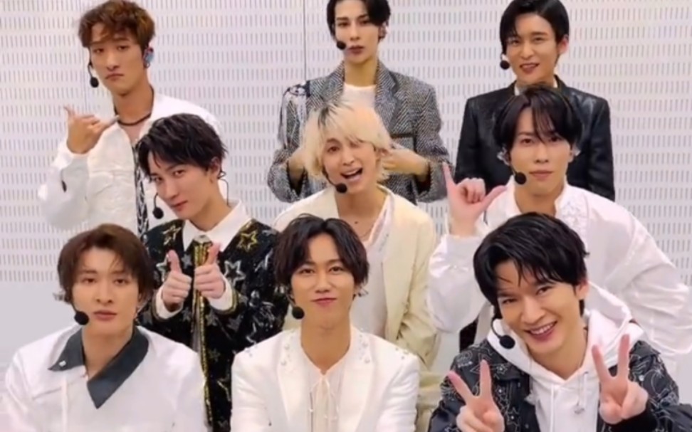 【Snow Man&TikTok】摇头晃脑无平衡JUICY_哔哩哔哩_bilibili