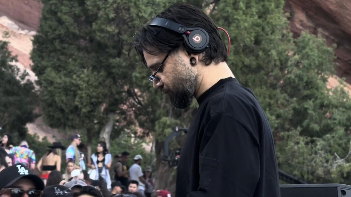 Skrillex 最新5小时现场 Red Rocks 2025-05-13 - 哔哩哔哩