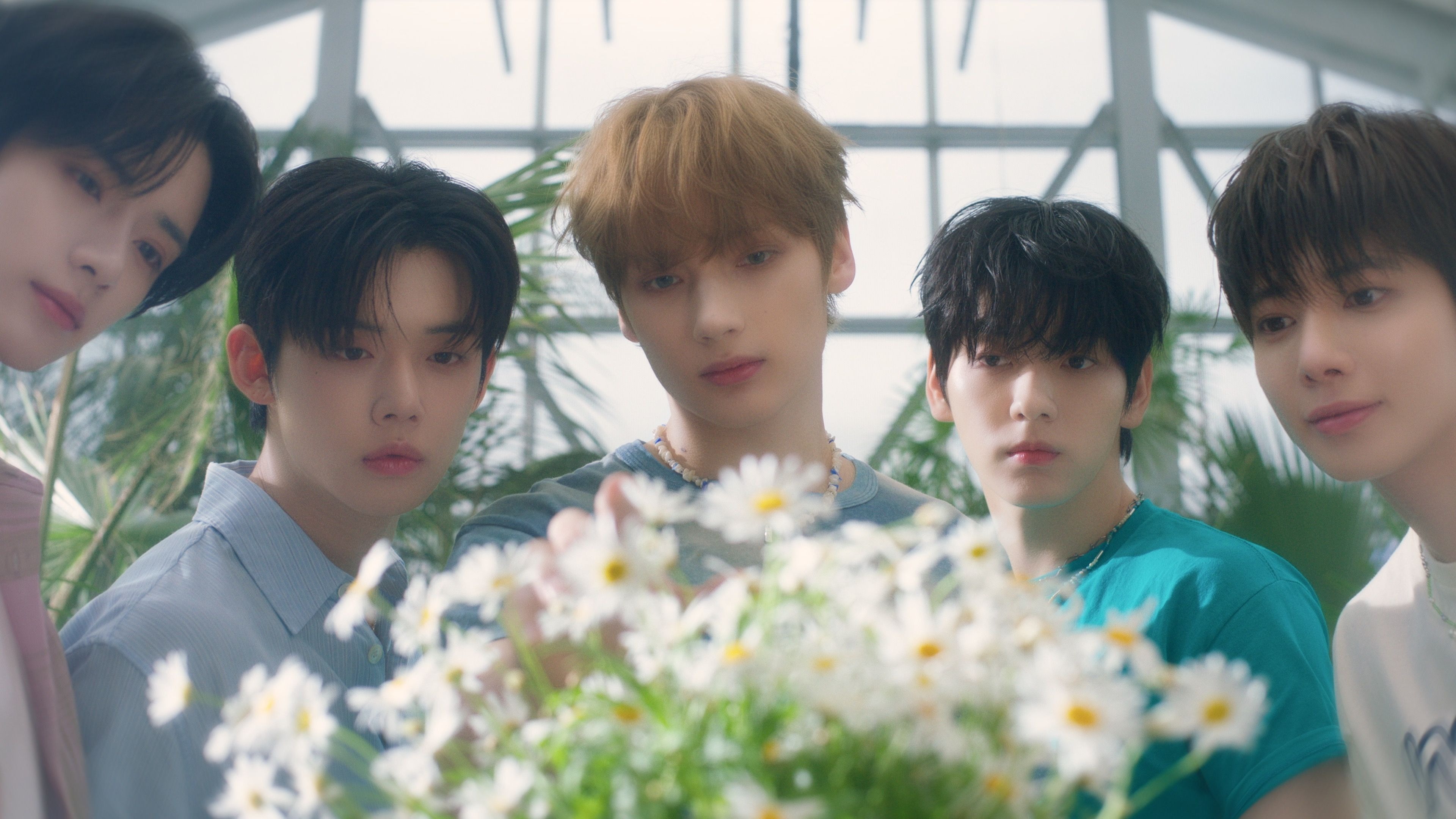 'Love Language' Performance Video | TXT (TOMORROW X TOGETHER)-望止渴-演唱会-哔 ...