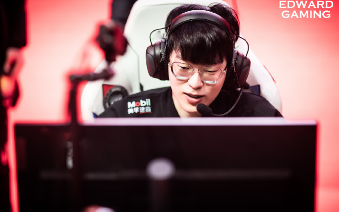想想scout会怎么做呢|20220111 EDG vs JDG_英雄联盟