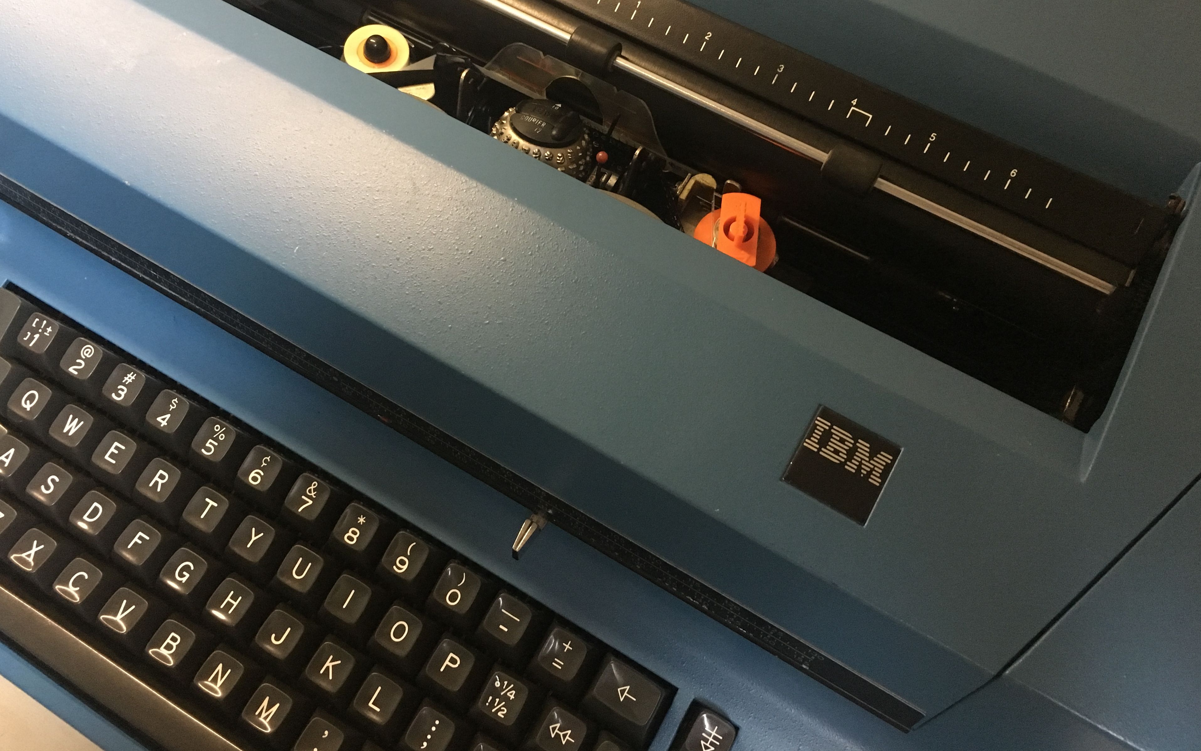 能改错的打字机！IBM Selectric II！_哔哩哔哩_bilibili