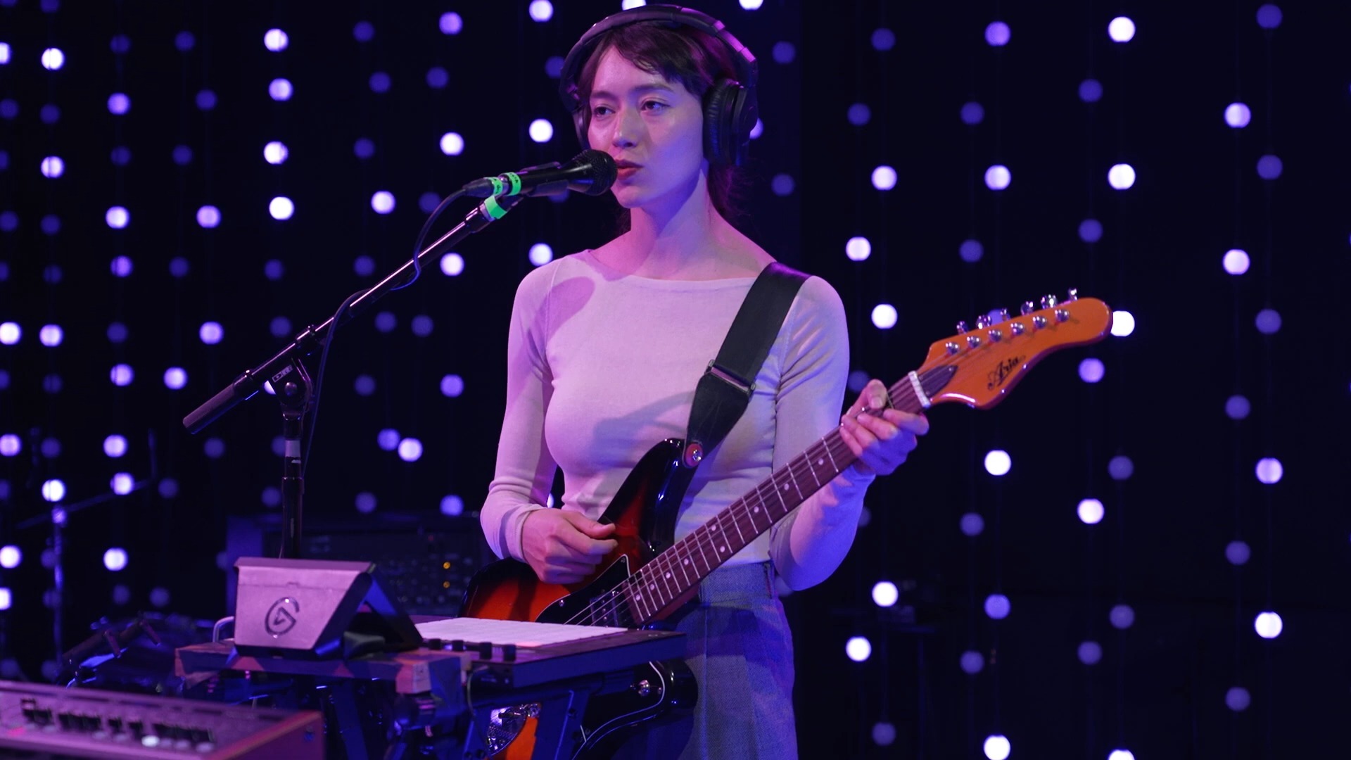 Fazerdaze - 2024 KEXP现场+访谈 | Full Performance (Live on KEXP)-是蓝莓派-mus-哔 ...