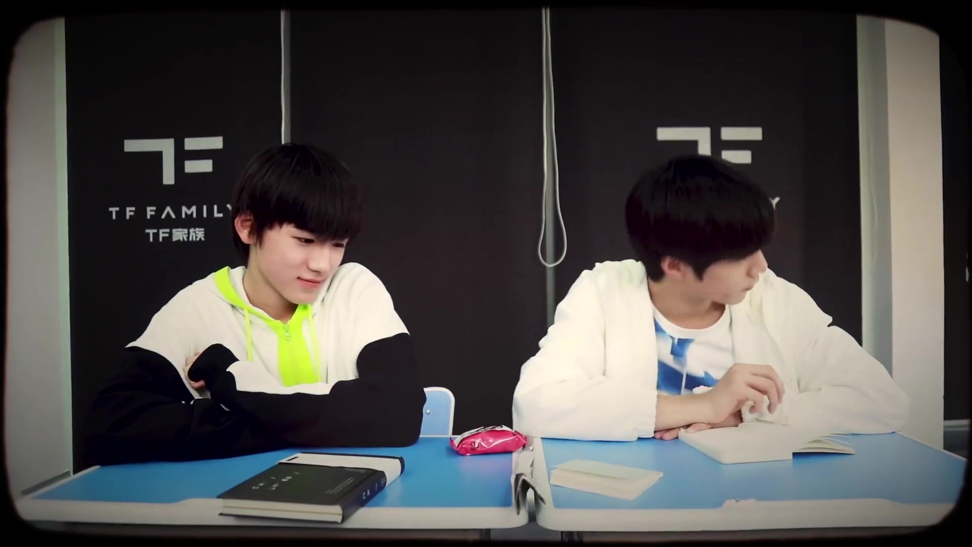 【时代少年团】TNT春节太闹腾2020年-2021年合集_哔哩哔哩_bilibili