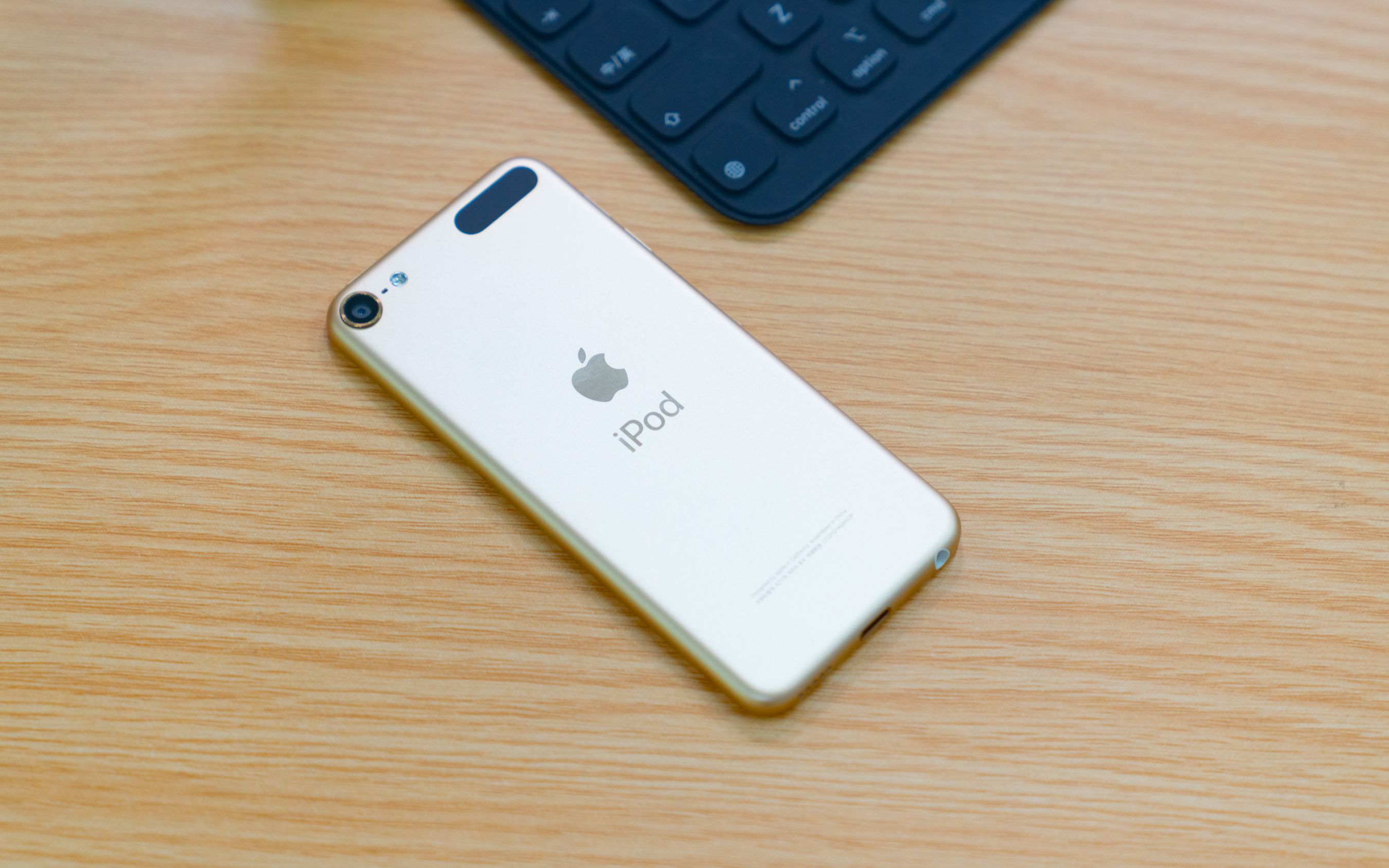 2 分钟带你了解 iPod Touch 第 7 代：iPhone XS 都没有的东西它却拥有_哔哩哔哩_bilibili