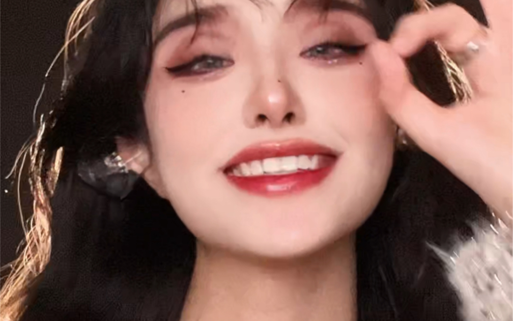 救命，这个特效也太好看了！-aunt_steph_-aunt_steph_-哔哩哔哩视频
