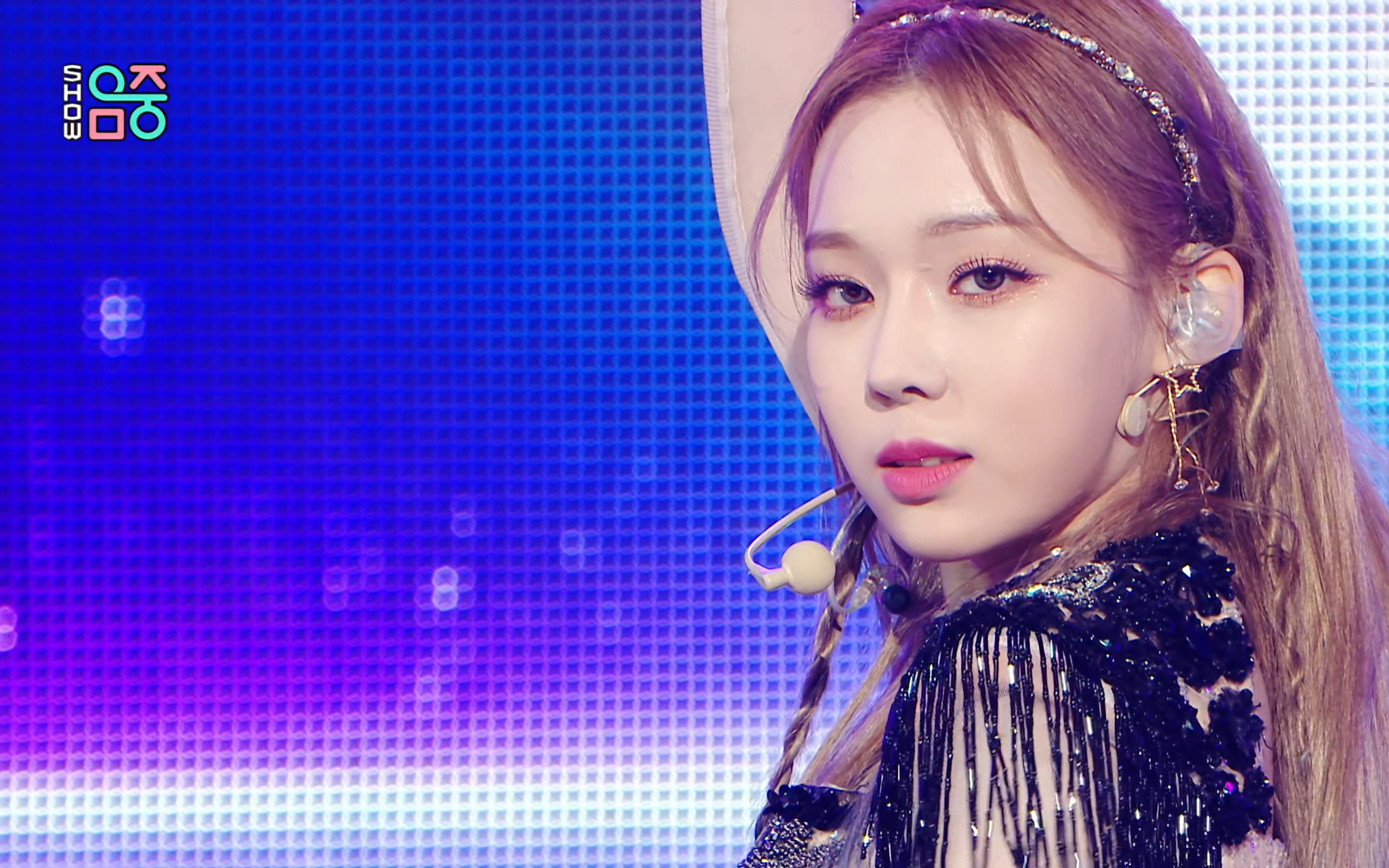 【4K LIVE】aespa - Black Mamba 舞台+直拍（201212 MBC UHD Music Core）_哔哩哔哩_bilibili