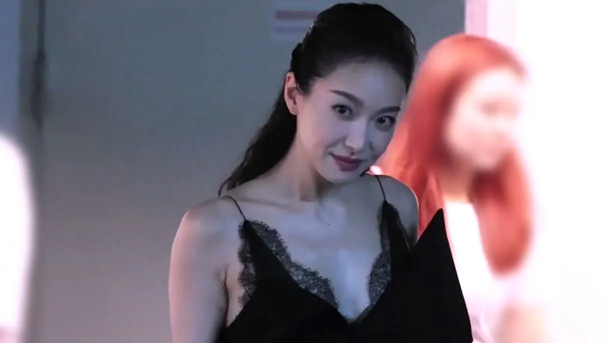 【宋茜】250710 LV成都高级珠宝展活动上班 饭拍_哔哩哔哩_bilibili