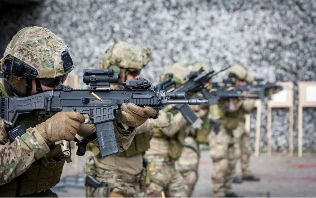 捷克陆军现役步枪CZ 807 Bren2-Pewpew_ThomasY-Pewpew_ThomasY-哔哩哔哩视频