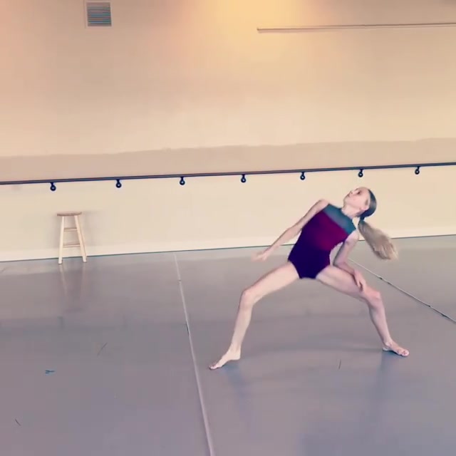 〖芭蕾〗又是一段不错的芭现，小女孩曾获YAGP第一，控制很棒喔_哔哩哔哩_bilibili