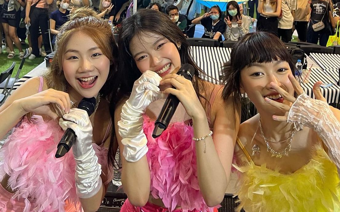 PiXXiE @ All About Art Market, SAMYAN MITRTOWN [Full Fancam 4K 50p] 220806