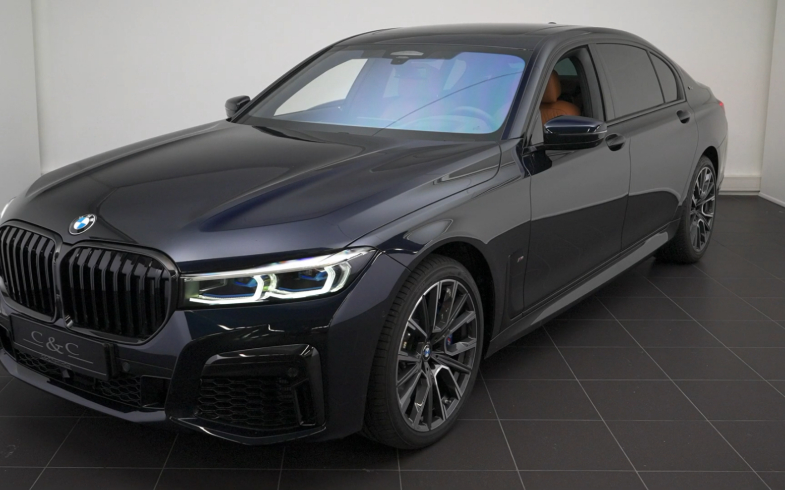 2022 BMW M760 Long V12 - Wild Luxury Ship!
