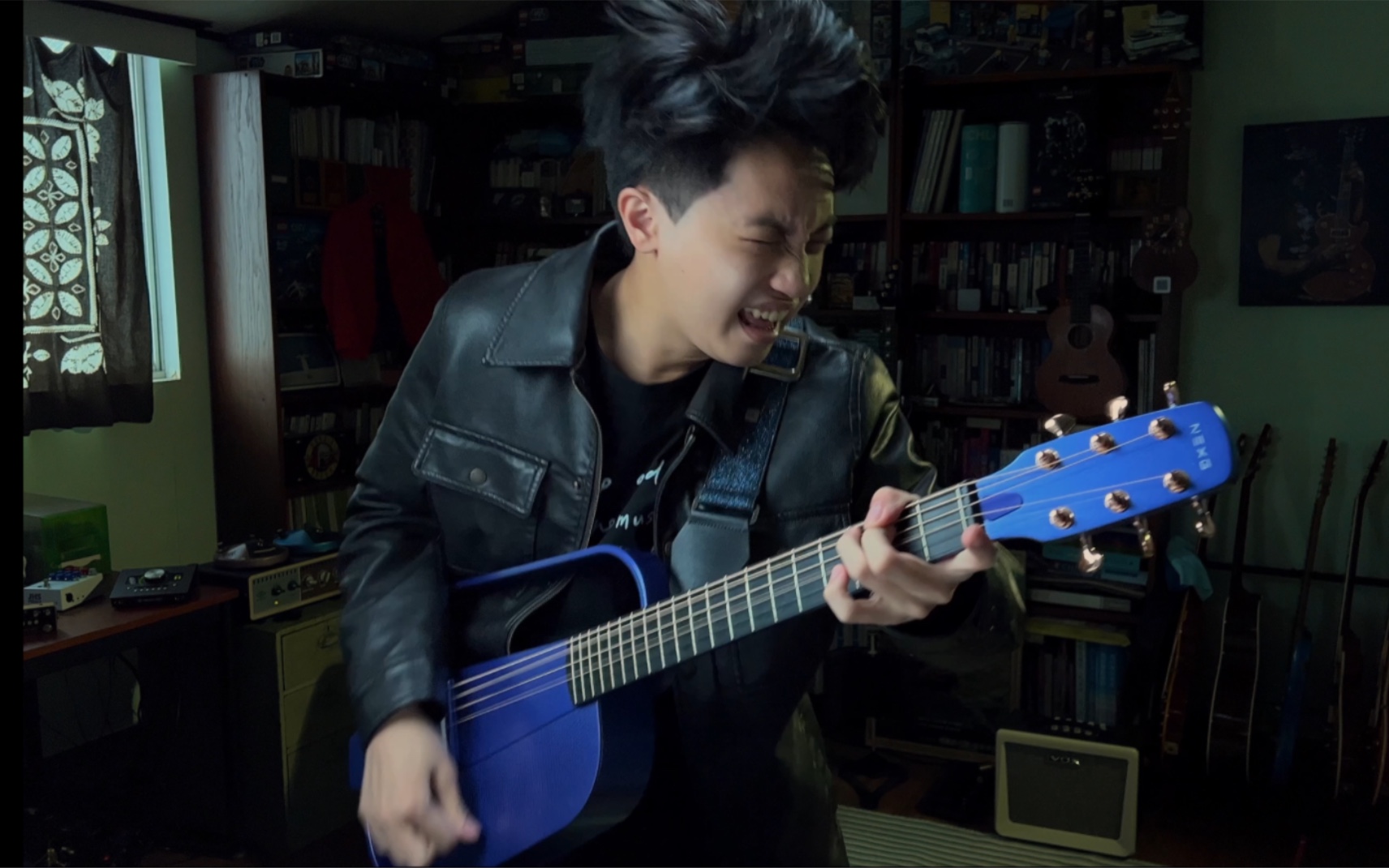 草東沒有派對/ 床，【馮羿樂隊】-馮羿FengE-馮羿FengE-哔哩哔哩视频