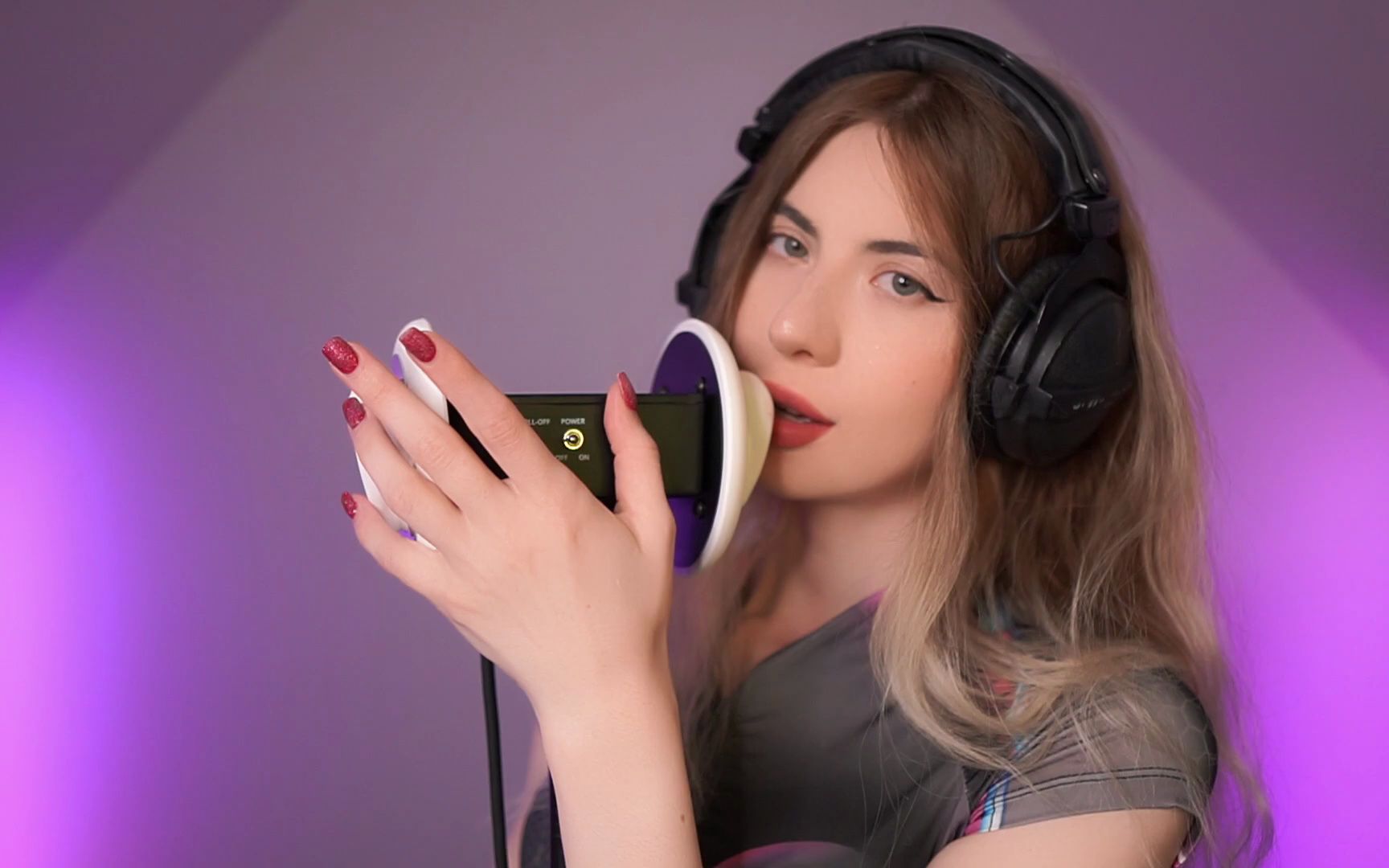 【ASMR Onuri】ASMR-非常刺激的舔耳朵😲-(1080p60)-助眠小助手-助眠小助手-哔哩哔哩视频