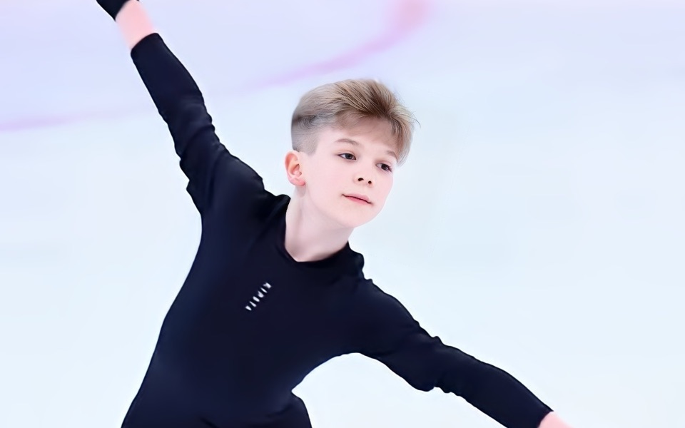 【22-23】Lev LAZAREV(2009) 俄罗斯青年组国家队测试赛男单自由滑_哔哩哔哩_bilibili