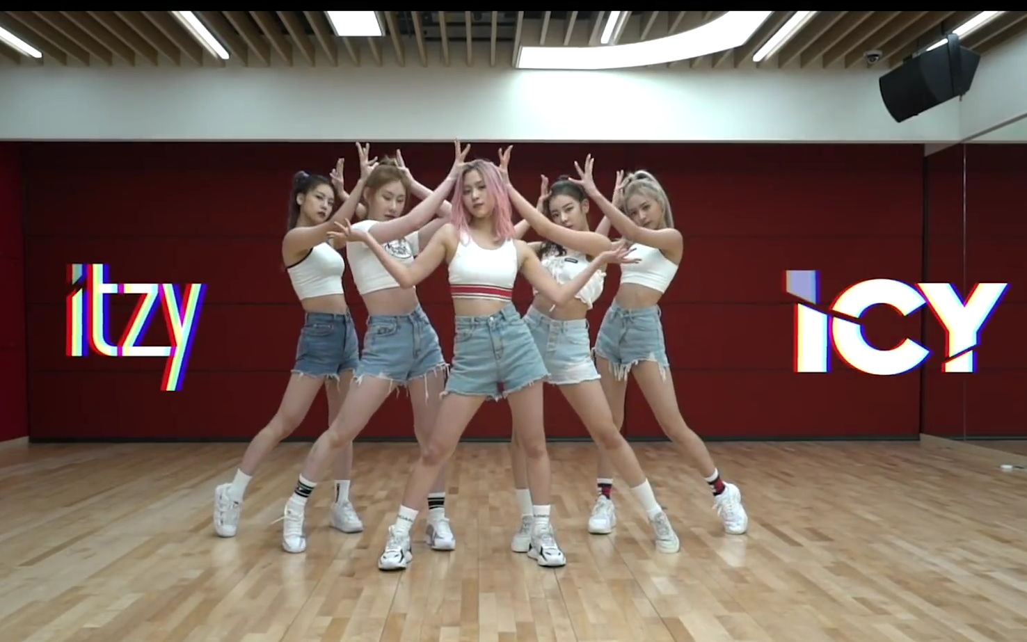 【练习室版】ITZY回归曲《ICY》_哔哩哔哩_bilibili