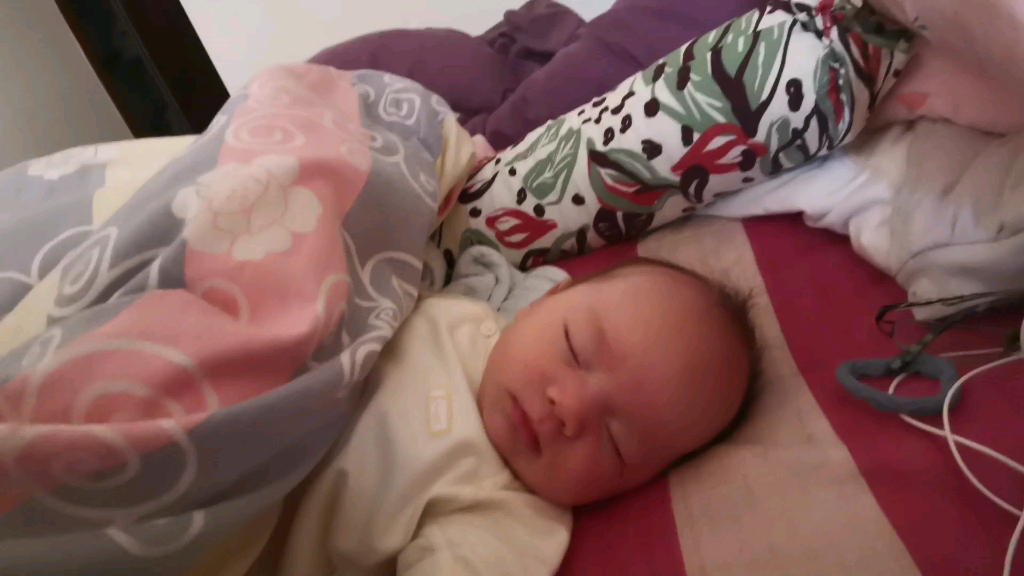 睡觉中的宝宝_哔哩哔哩_bilibili