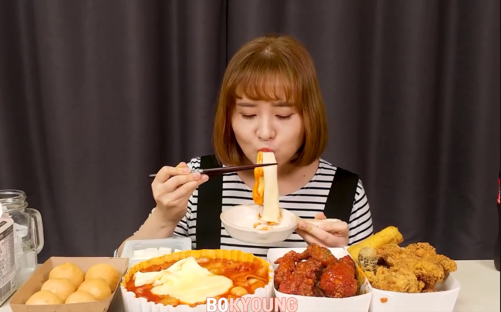 韩国Bokyoung美食：辣炒年糕&辣炸鸡&大蒜炸鸡&芝士条_哔哩哔哩_bilibili