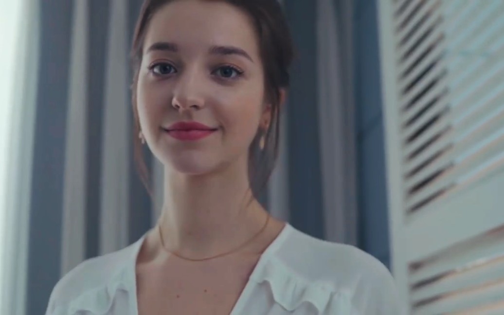 少女感爆棚的Eva Elfie（伊娃.埃尔菲）