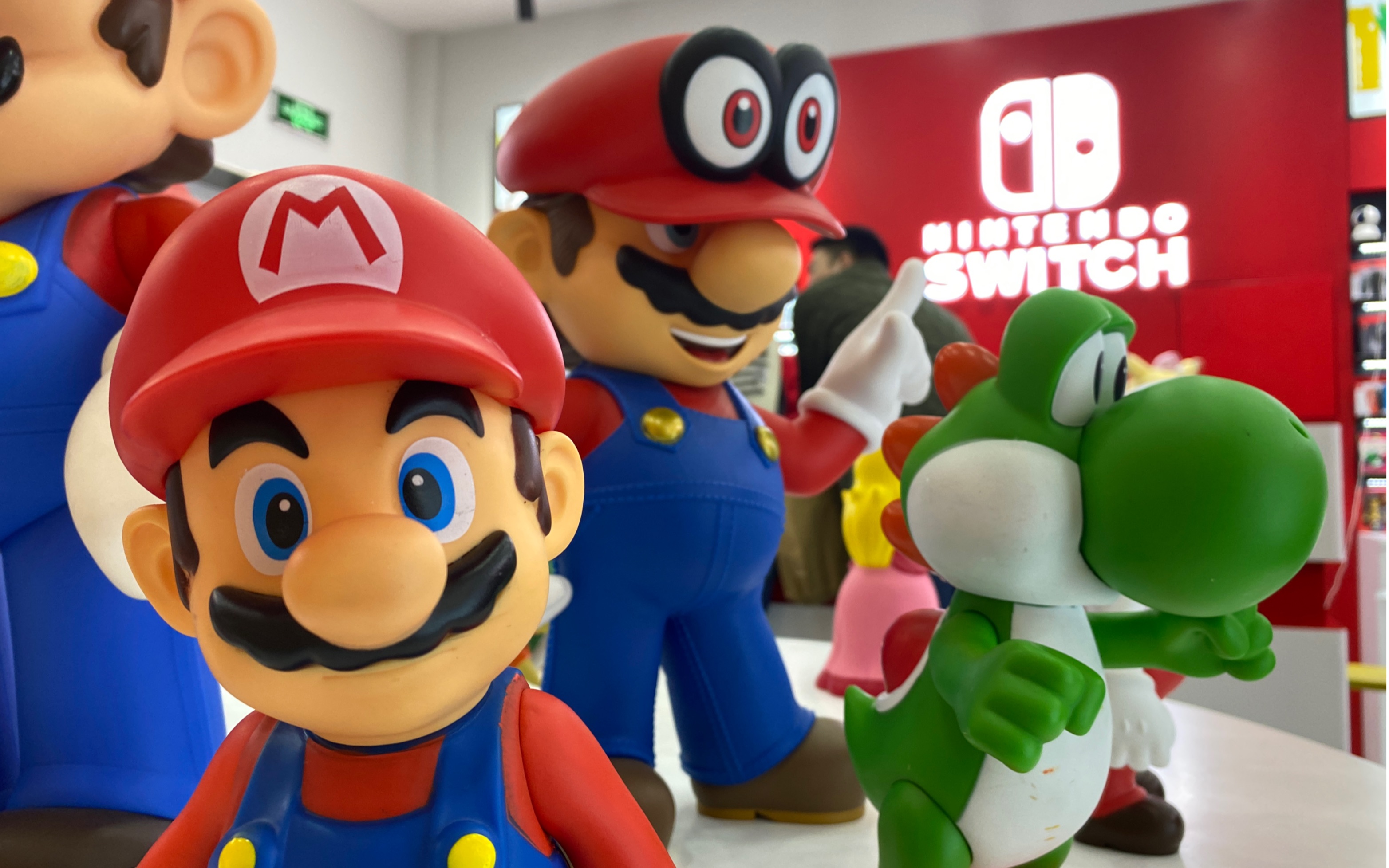 【Switch探店】成都switch实体店探店 开在大商场里的switch实体店，价格感人_哔哩哔哩_bilibili