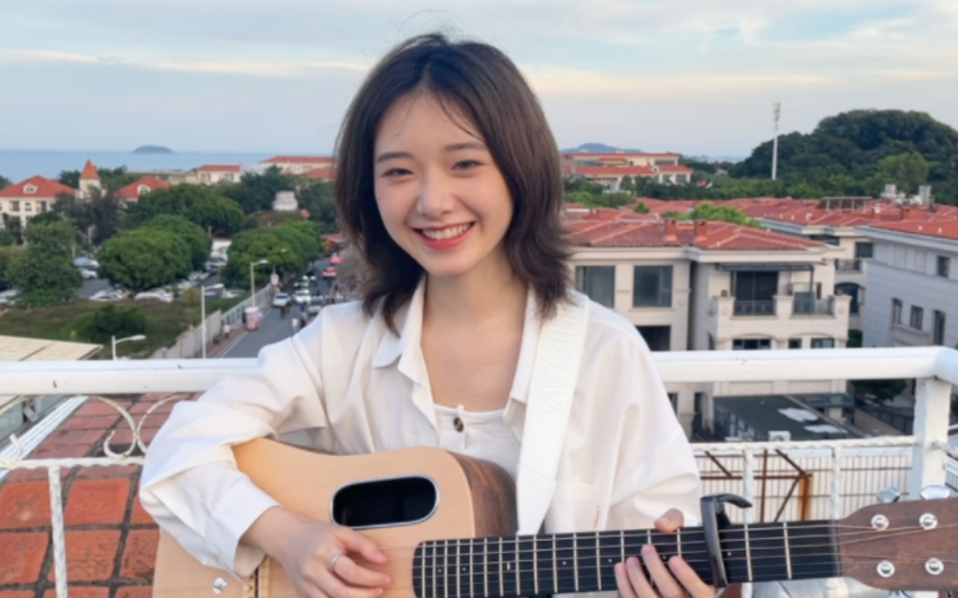 在厦门弹唱了「厦门之夏」-Yige一格-Yige一格-哔哩哔哩视频