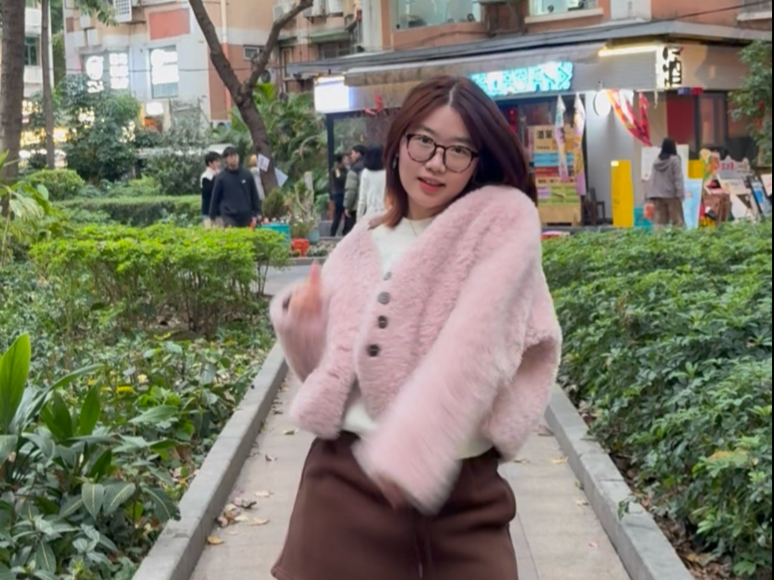 Say u love me～又是甜歌配小甜舞-Iriswww--Iriswww--哔哩哔哩视频