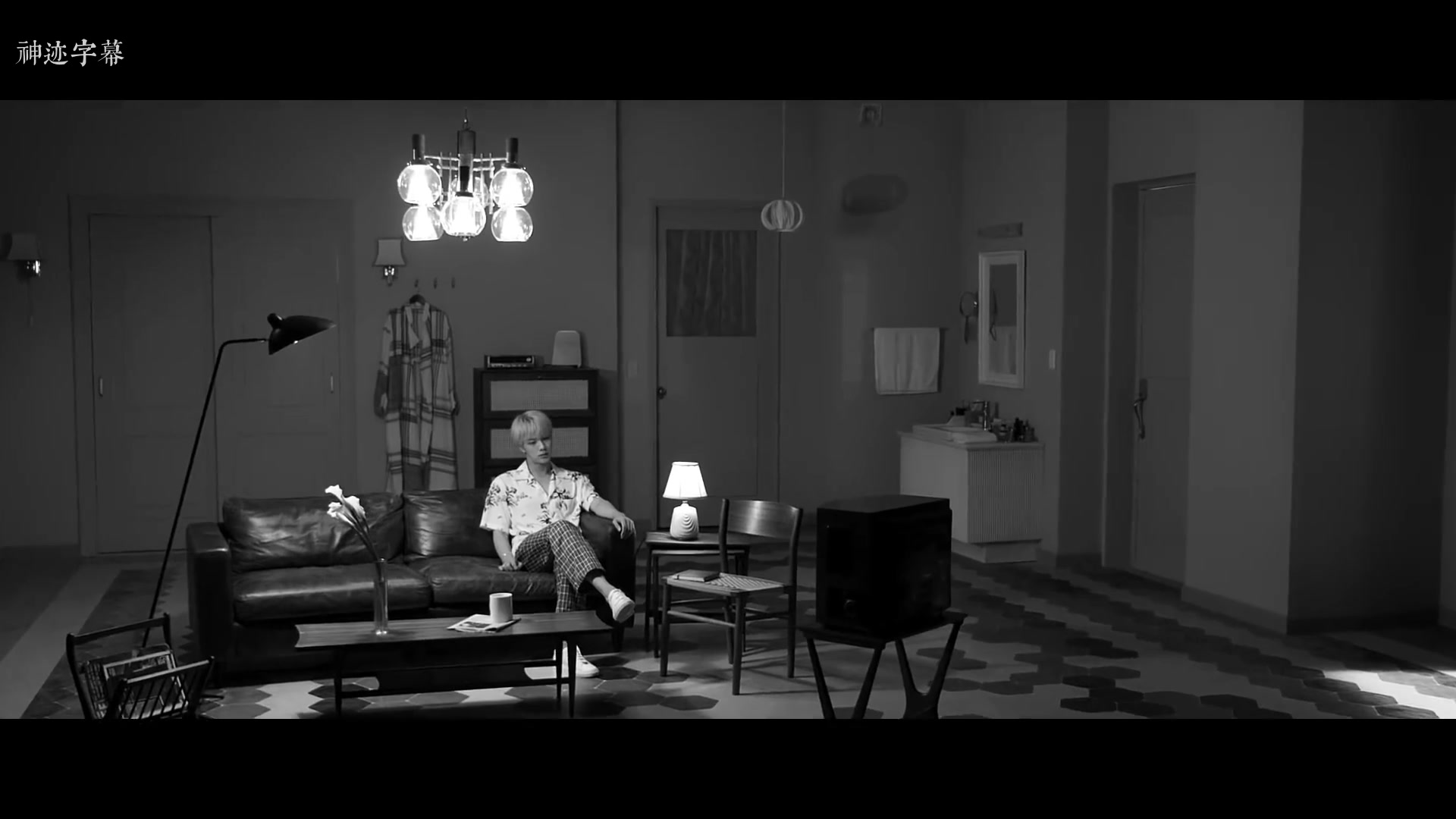 XG - LEFT RIGHT (Official Music Video)-Vans露瑶-exo-哔哩哔哩视频