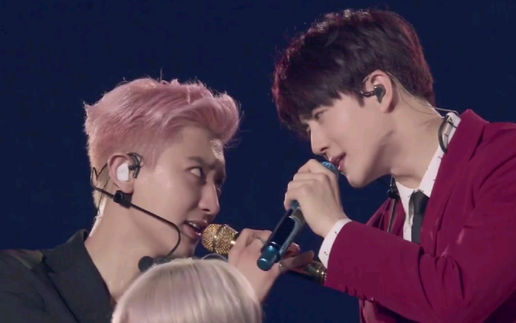 【EXO正规五辑预告】EXO 〈TEMPO〉 Concept Short Film-小黑爱喝奶茶_-EXO MV、舞台-哔哩哔哩视频