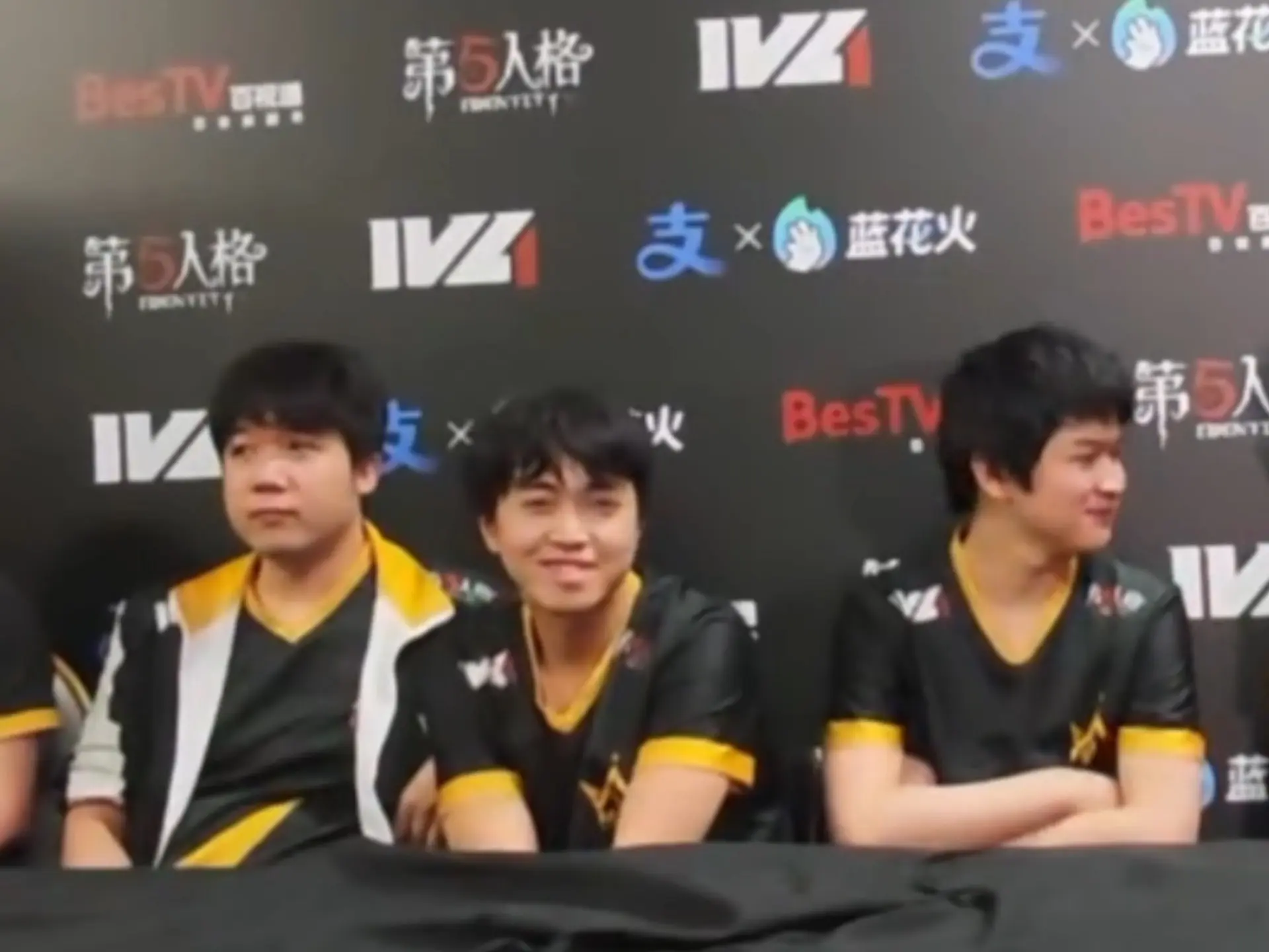 8.2MRC赛后采访_哔哩哔哩bilibili