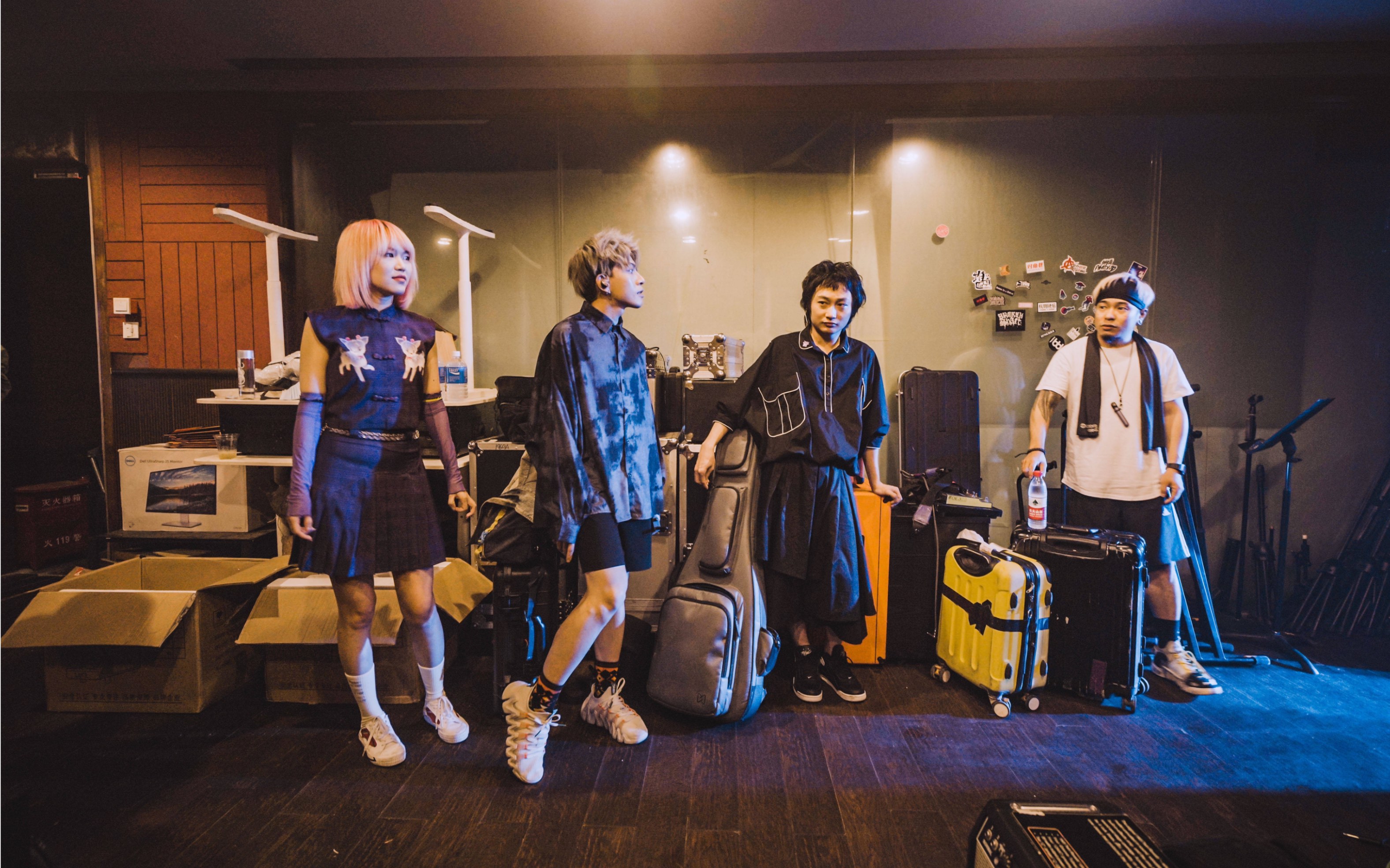 超级斩「出刀」2020 巡演纪录片 发布HYPER SLASH 「SLAAASHK」TOUR 2020_哔哩哔哩 (゜-゜)つロ 干杯 ...