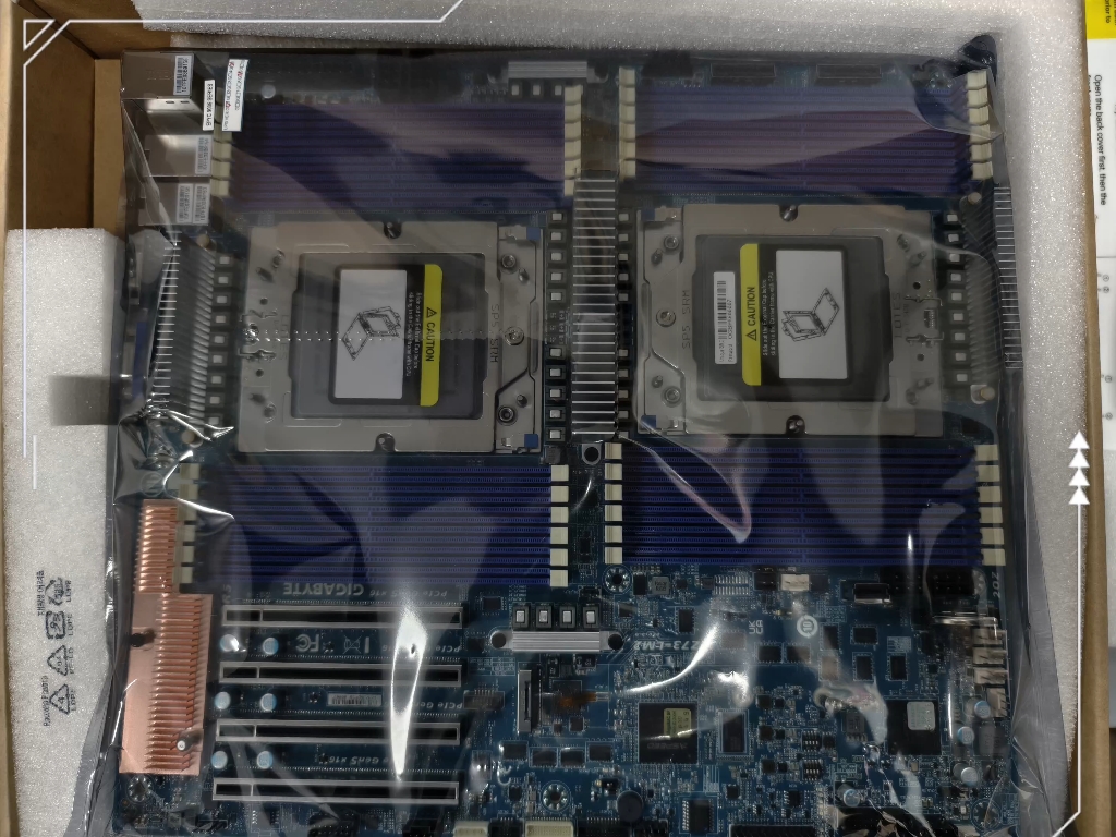 AMD EPYC 5代霄龙旗舰CPU 9965双路192核心384线程cpu-AMD-EPYC超算中心-AMD-EPYC超算中心-哔哩哔哩视频