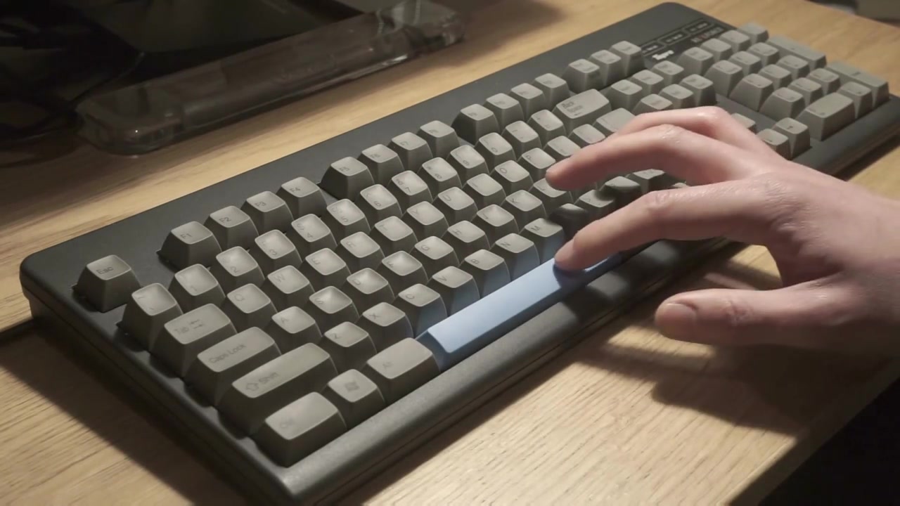 Typing Video Topre Realforce 104UG HiPro (45g) [better audio]_哔哩哔哩_bilibili
