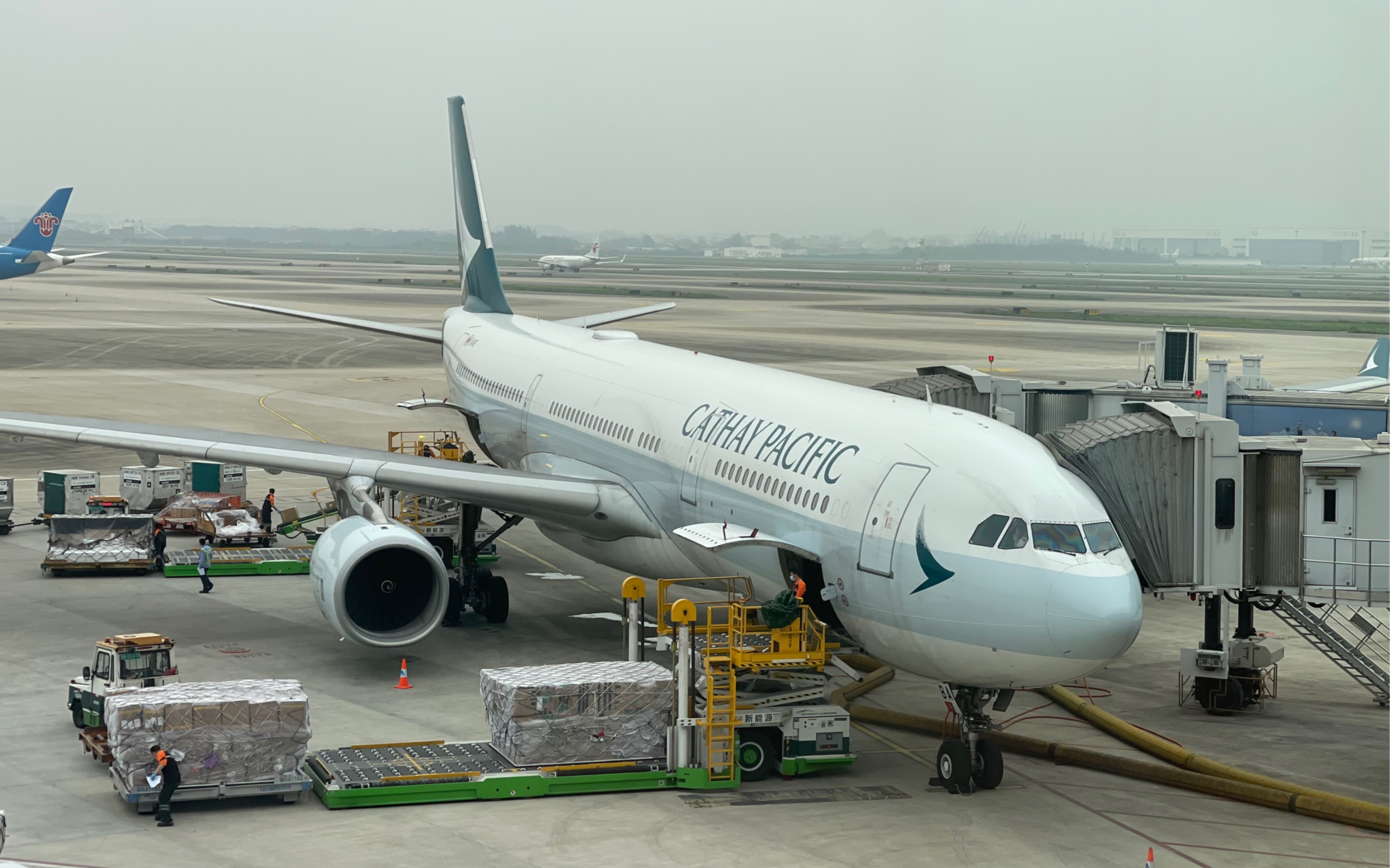 【原声】国泰航空波音777-31H(B773非ER)CX363由上海浦东飞香港