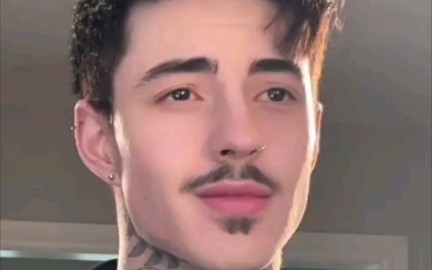 【Jakipz/jakeandrich】男菩萨越来越成熟了 蟒蛇级别 - 视频下载 Video Downloader