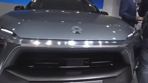 罕见！李想早年间谈蔚来es8设计，满脸骄傲藏不住_哔哩哔哩_bilibili