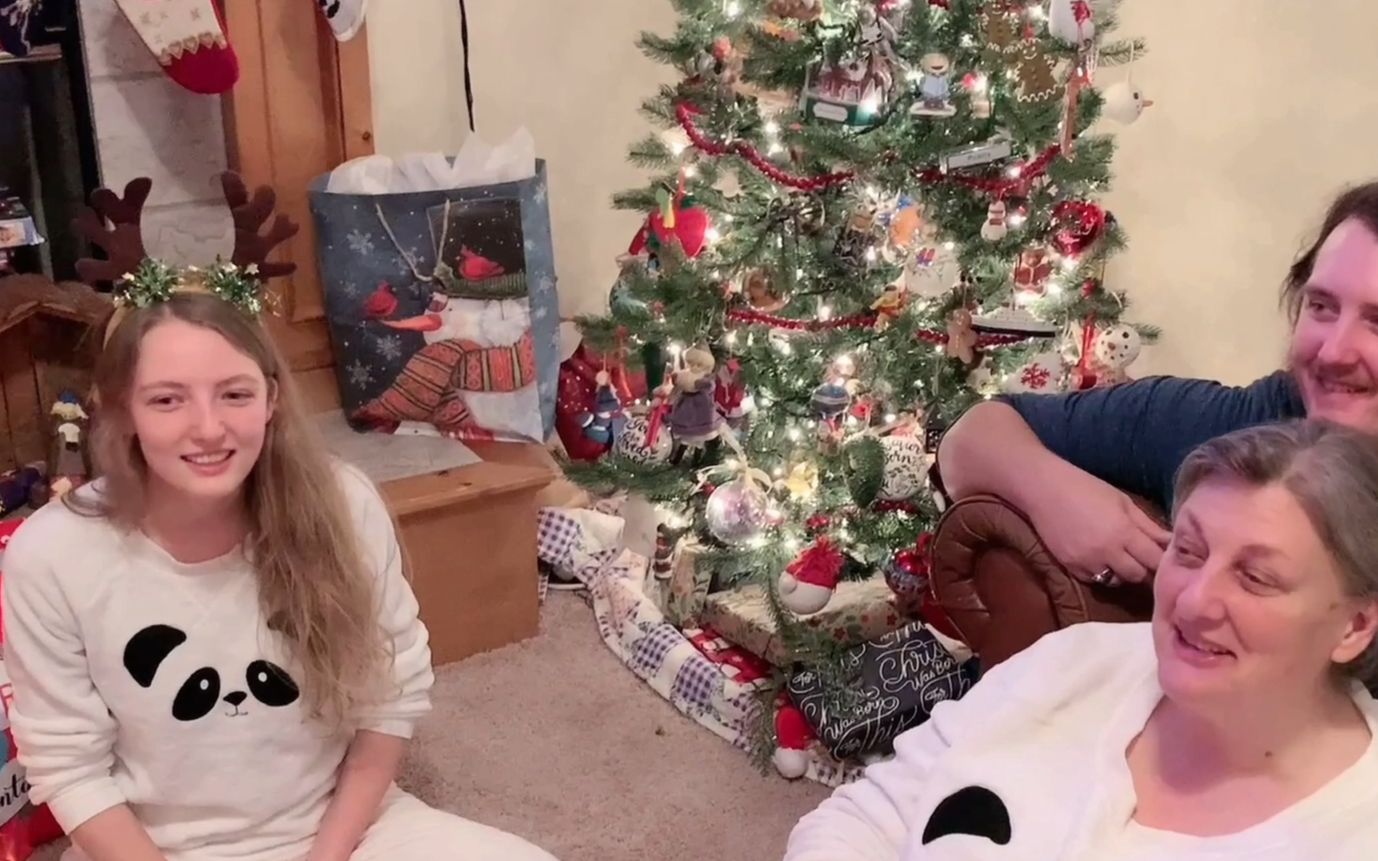 我又双叒在美国丈母娘家过圣诞了....-田纳西Jay和Ari-田纳西Jay和Ari-哔哩哔哩视频