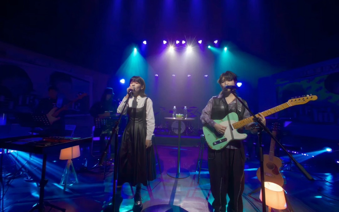 【房东的猫】VR演唱会：08-躺在凌晨五点半的海岸-Solar42-Solar42-哔哩哔哩视频