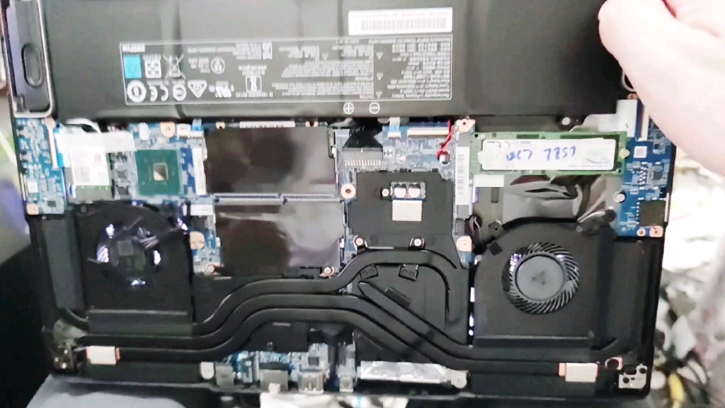 Intel qc7 升级最新BIOS ec完整视频分享 比较简单仅供参考 未来人类官方也有壳子换一键超频i7 9750h略胜台式机i7 ...