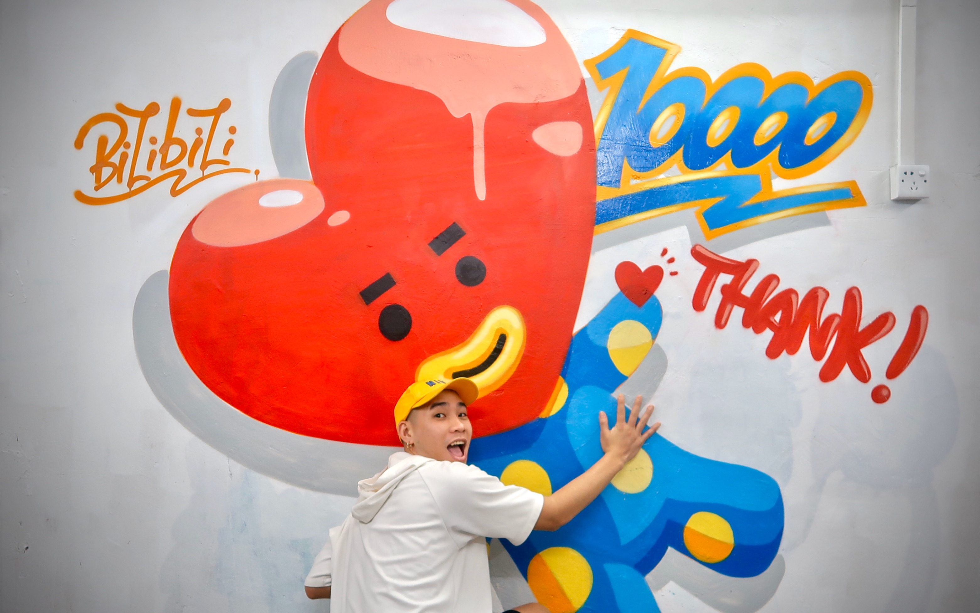 【BT21】涂鸦一只大大大TATA｜LINE Friends｜1万粉纪念_哔哩哔哩_bilibili