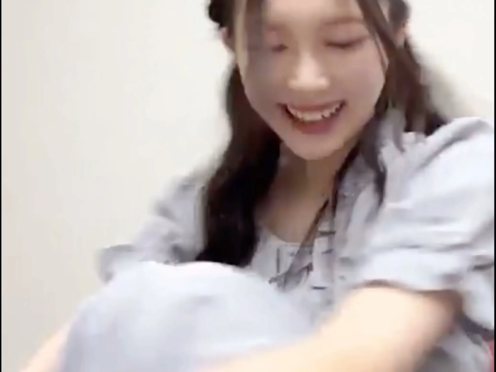 【櫻坂46】小湯圓轉轉椅！是誰的手呢？+[小湯圓ins]小湯圓、理子寶寶和しーちゃん+可愛小火龍和她的午飯w_哔哩哔哩_bilibili