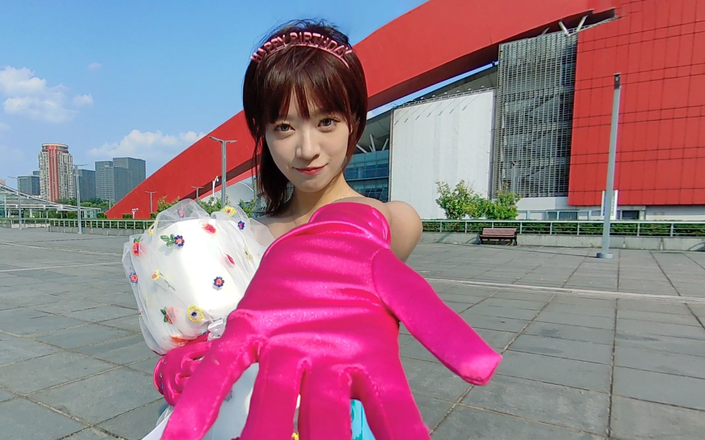 谁不想要个会拍还会飞的男友呢？丨哈浮飞行相机丨Hover X1-森画shashin-森画shashin-哔哩哔哩视频