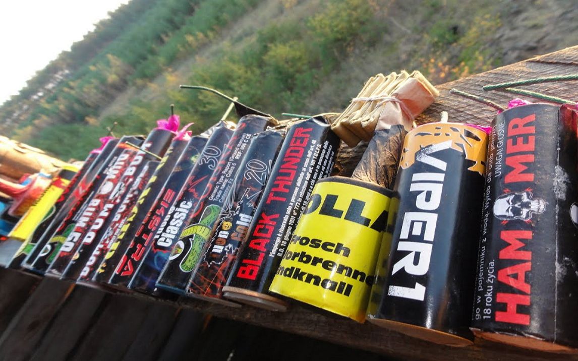 Mega XXL Polenböller Firecracker Compilation [炮仗]_哔哩哔哩_bilibili