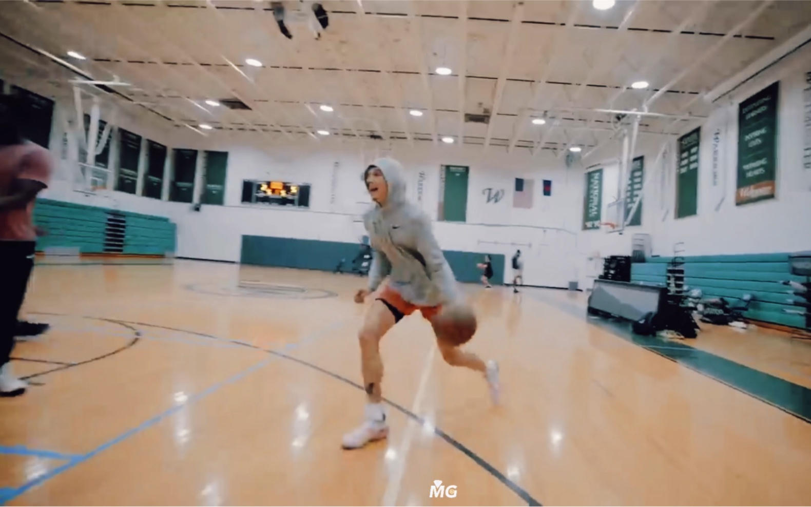 你沉溺在虚假的幻想里-Mikey-ball-Mikey-ball-哔哩哔哩视频