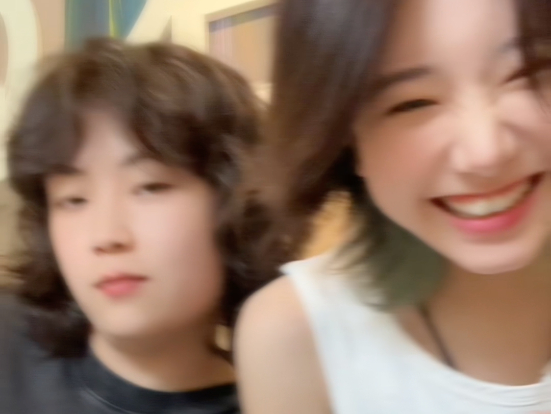 最好的朋友已经在身边啦-Yige一格-Yige一格-哔哩哔哩视频