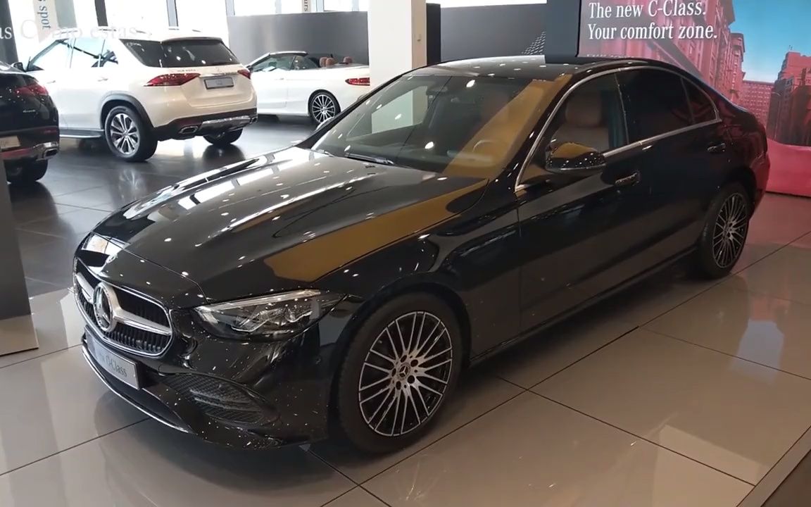 2022款奔驰C220到店实拍，太帅气了！_哔哩哔哩_bilibili