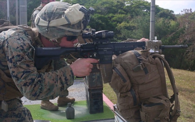 美国海军陆战队第三师M27 M4步枪射击训练_哔哩哔哩_bilibili