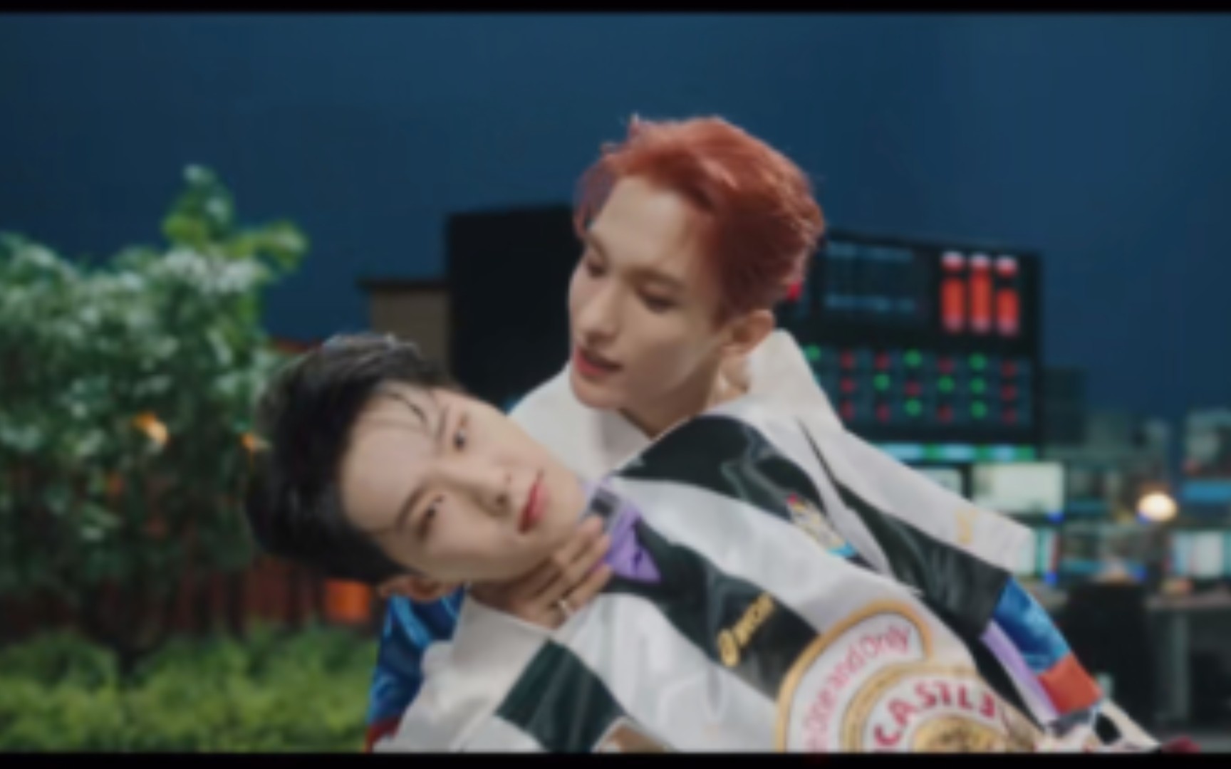 [SEVENTEEN/BSS] Fighting～MV中文字幕4K，夫硕顺回归震碎kpop吧！！！