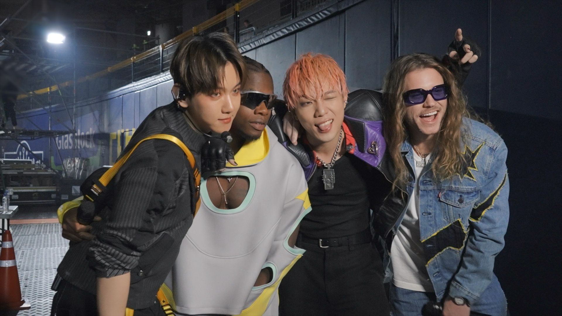 【EXO】One! Two! Three! 🔥HEARTSTEEL🔥| Worlds 2023 Finals Opening Ceremony ...