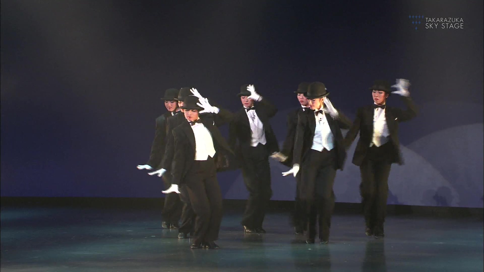 Hello Dancing 07年绿组 千秋乐_哔哩哔哩 (゜-゜)つロ 干杯~-bilibili