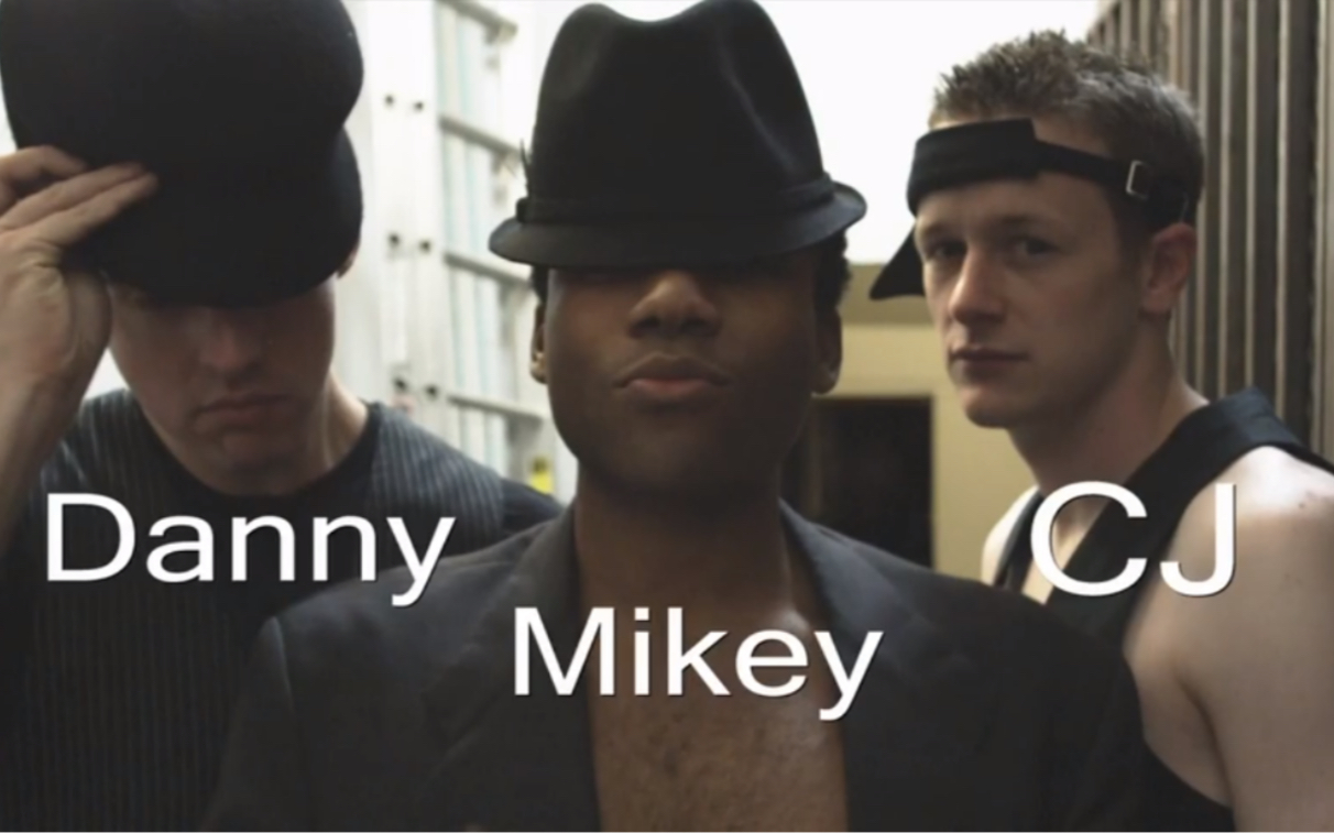 这可能是Donald Glover最想毁掉（或保留？）的早期作品- Boy Band (from Derrick Comedy)_哔哩哔哩 ...