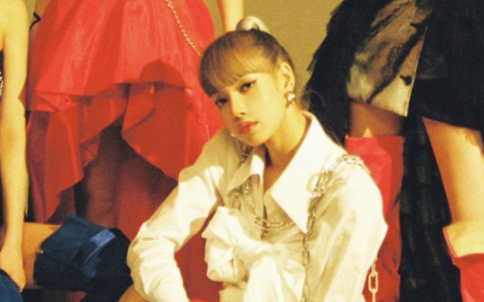 Lisa演唱会新舞蹈_哔哩哔哩_bilibili